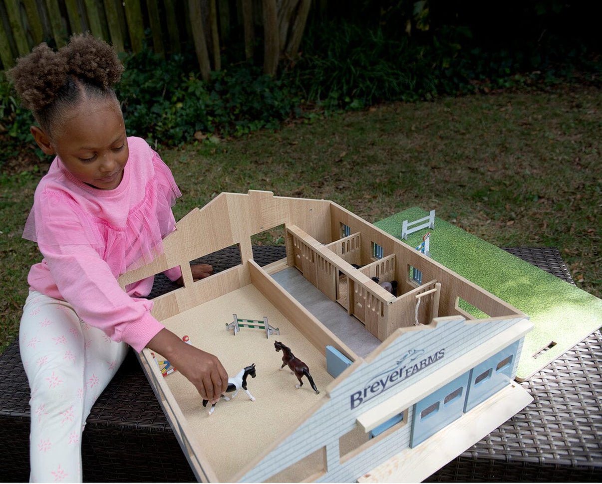 Breyer Farms Deluxe Arena Stable – Hobby and Toy Central
